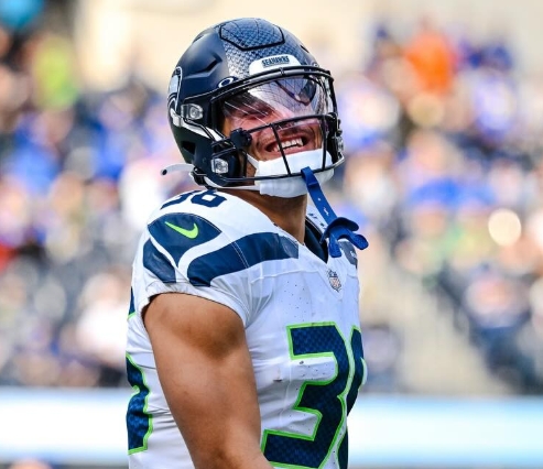 Roster Move: Seahawks Reactivate Veteran RB With 3,669 Career Yards and ...